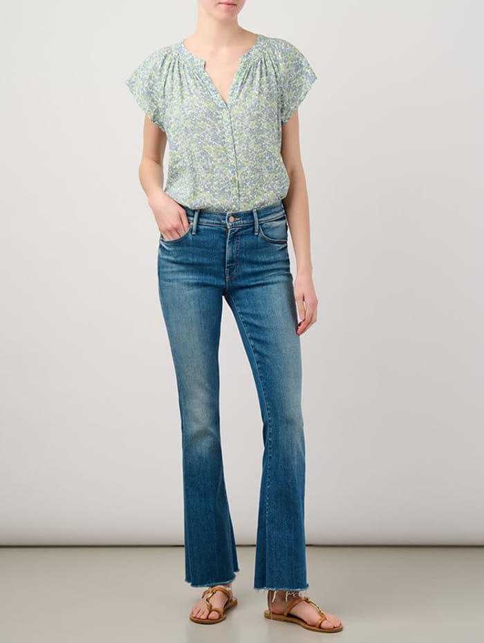 How to style flared jeans | Trilogy