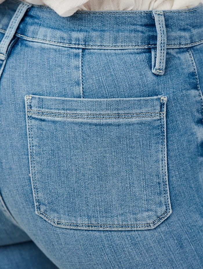 How to style flared jeans | Trilogy