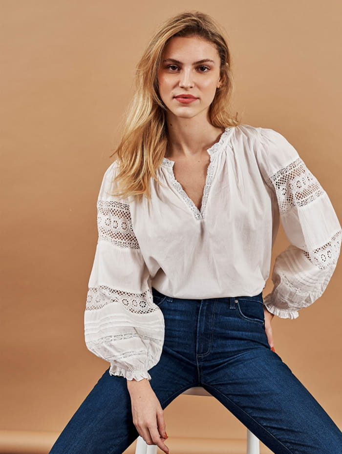 How to style flared jeans | Trilogy