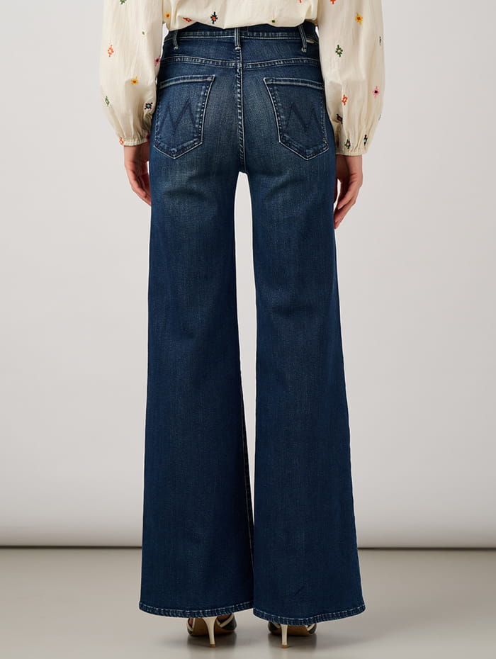 How to style wide leg jeans | Trilogy