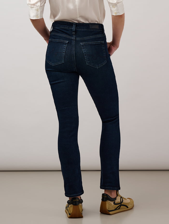 How to build a capsule wardrobe | Trilogy stores